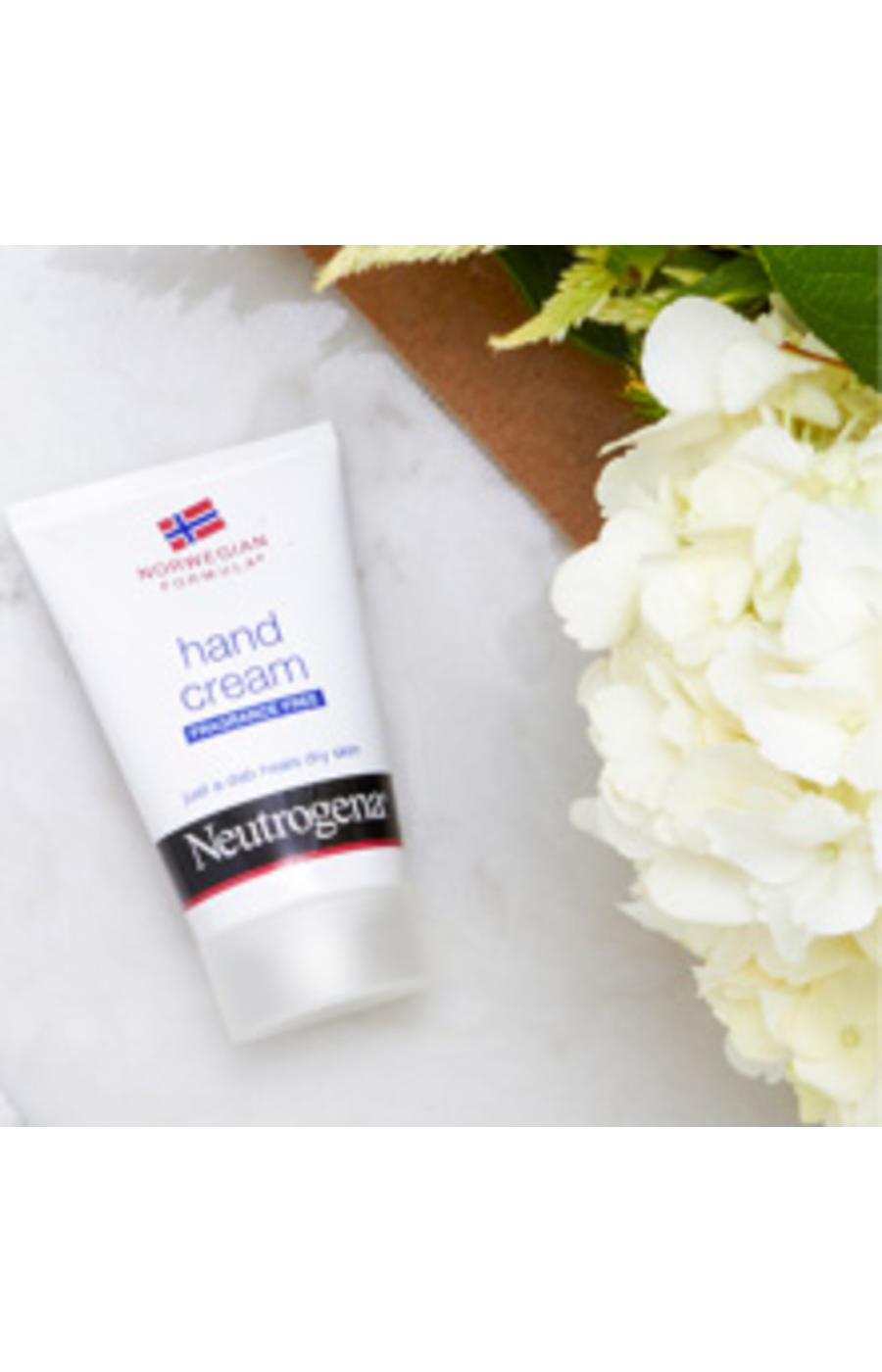 Neutrogena Norwegian Formula Dry Hand Cream - Fragrance Free - Shop ...