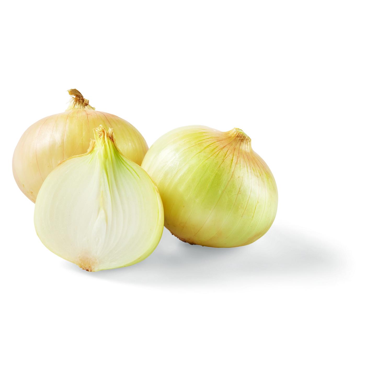 Fresh Sweet Onion - Shop Onions & garlic at H-E-B