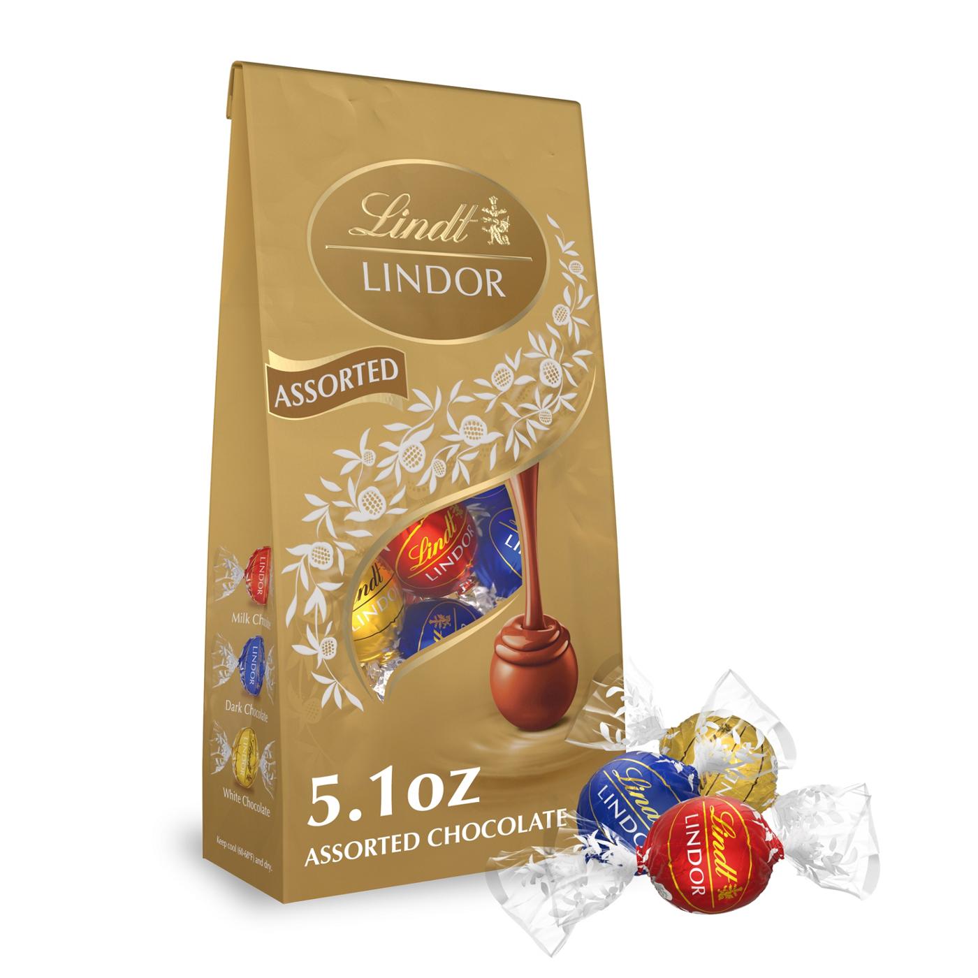 Lindt Lindor Assorted Chocolate Truffles - Shop Candy at H-E-B