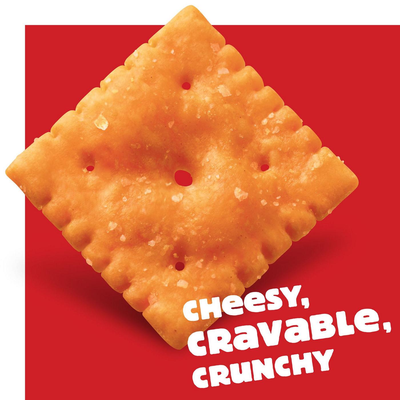 Cheez-It Extra Big Cheese Crackers - Shop Crackers & breadsticks at H-E-B
