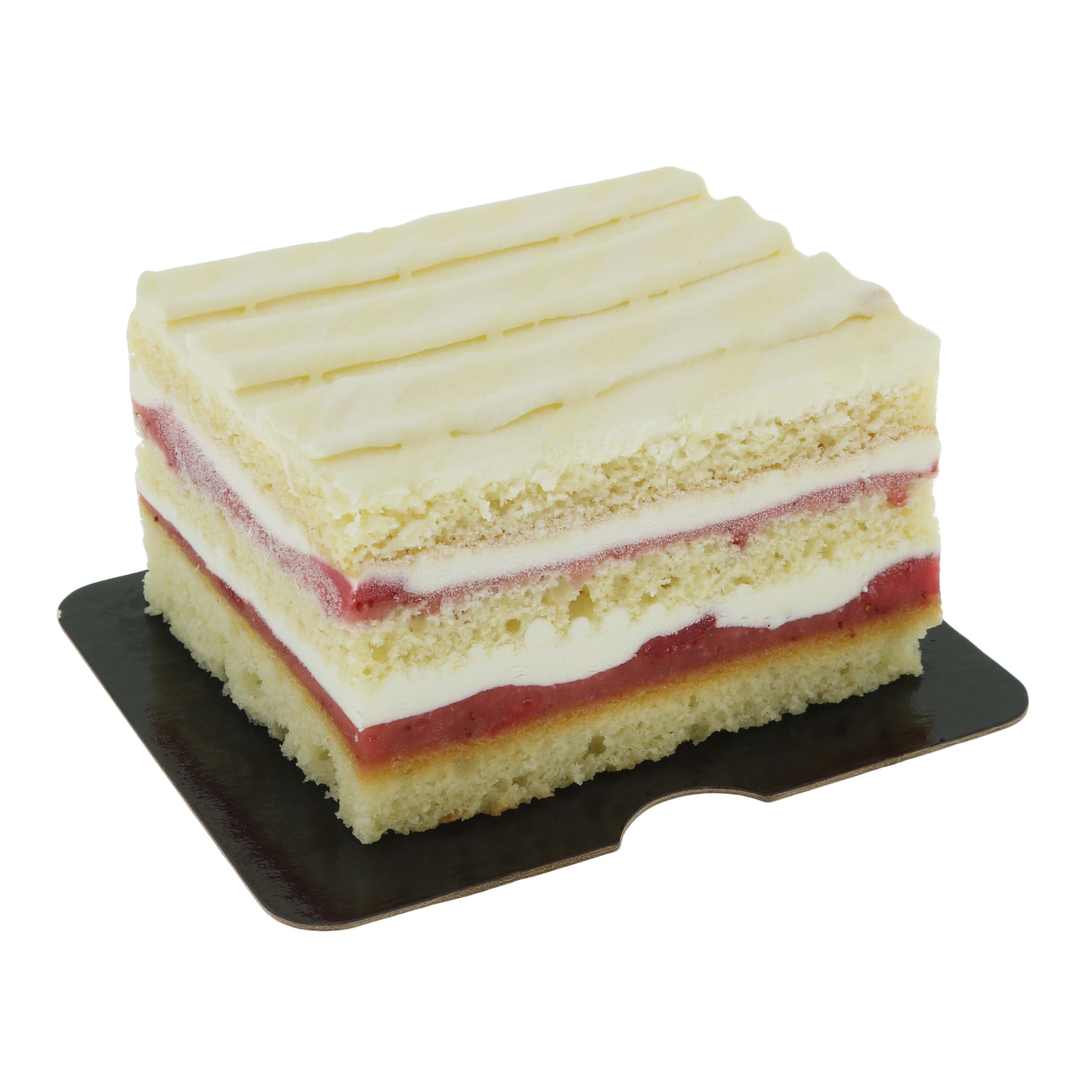 White Chocolate Strawberry Cake