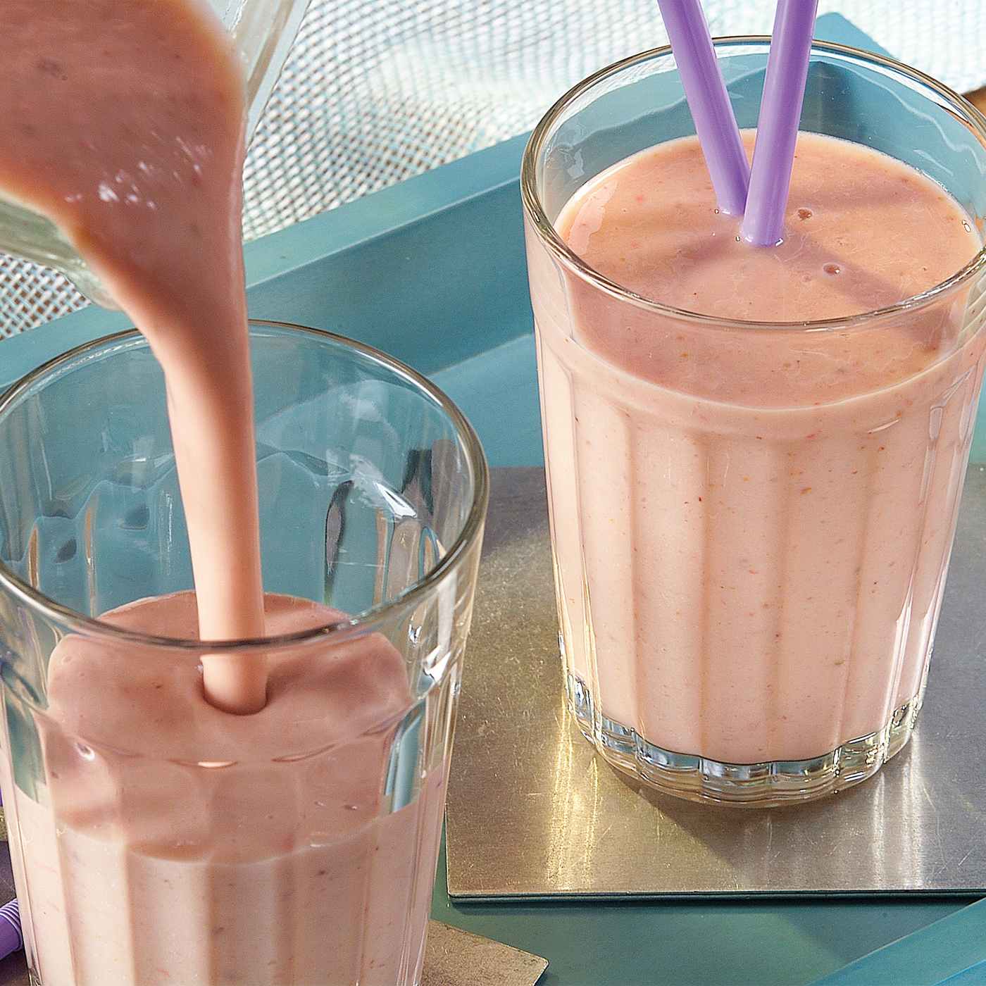 Newtons Soft & Fruit Chewy Strawberry Cookie Bars - Shop Cookies at H-E-B