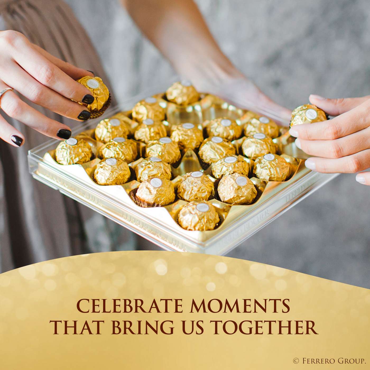 Ferrero Rocher Fine Hazelnut Chocolates Christmas Gift Box, 5 pc - Shop ...