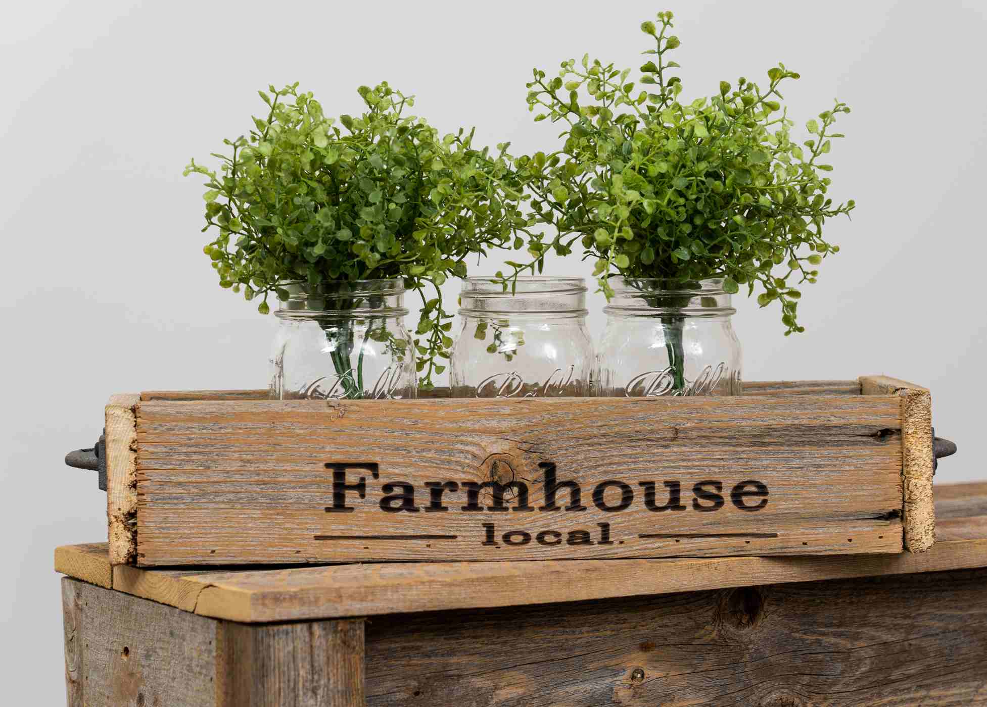Del Hutson Designs Small Reclaimed Wood Farmhouse Local Planter Box ...
