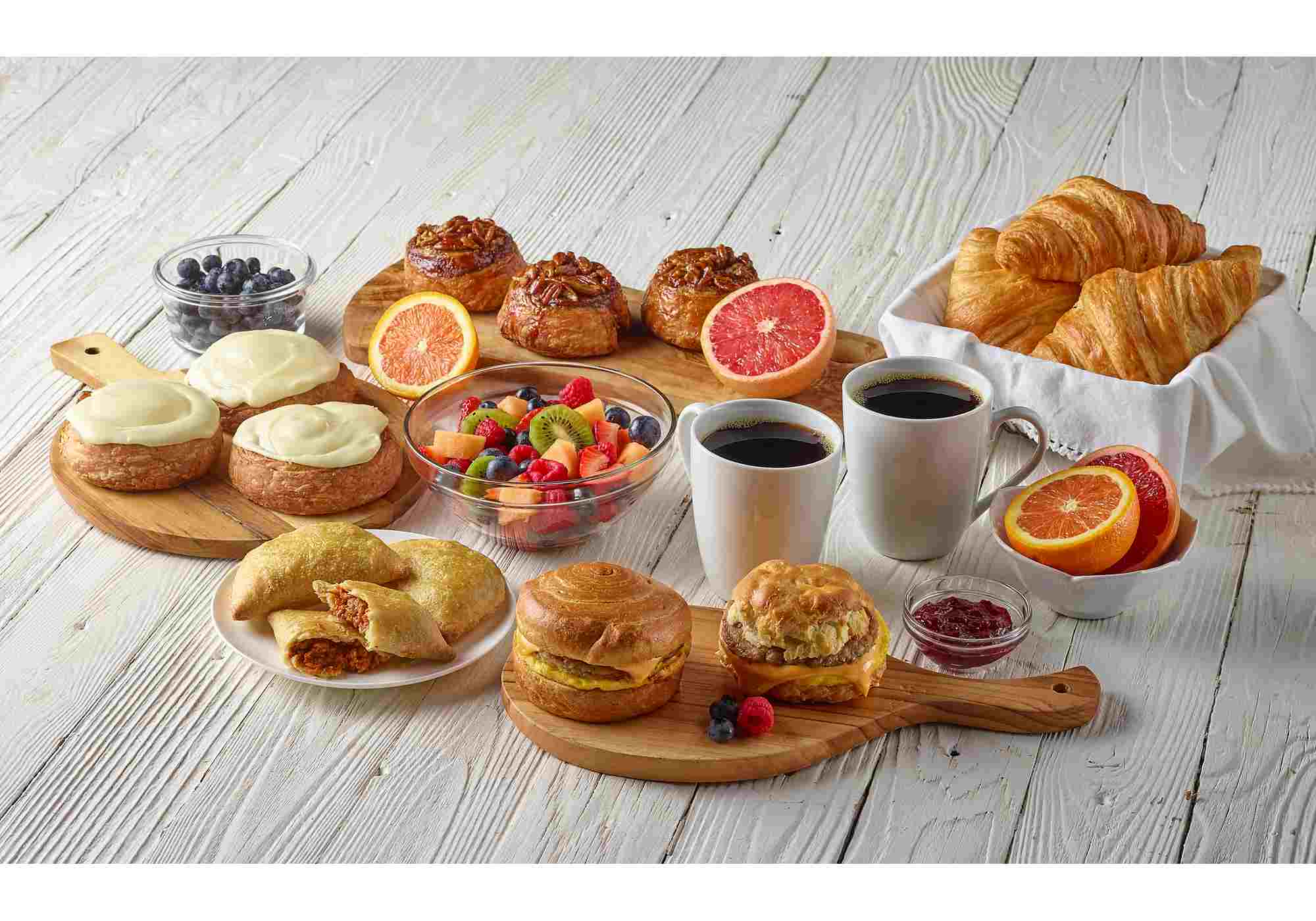 H-E-B Bakery Biscuit Breakfast Sandwich - Bacon & Egg - Shop Entrees ...