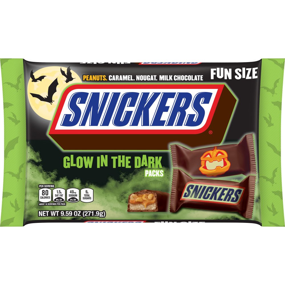 Snickers Glow-in-the-Dark Fun Size Halloween Candy Bars - Shop Candy at ...
