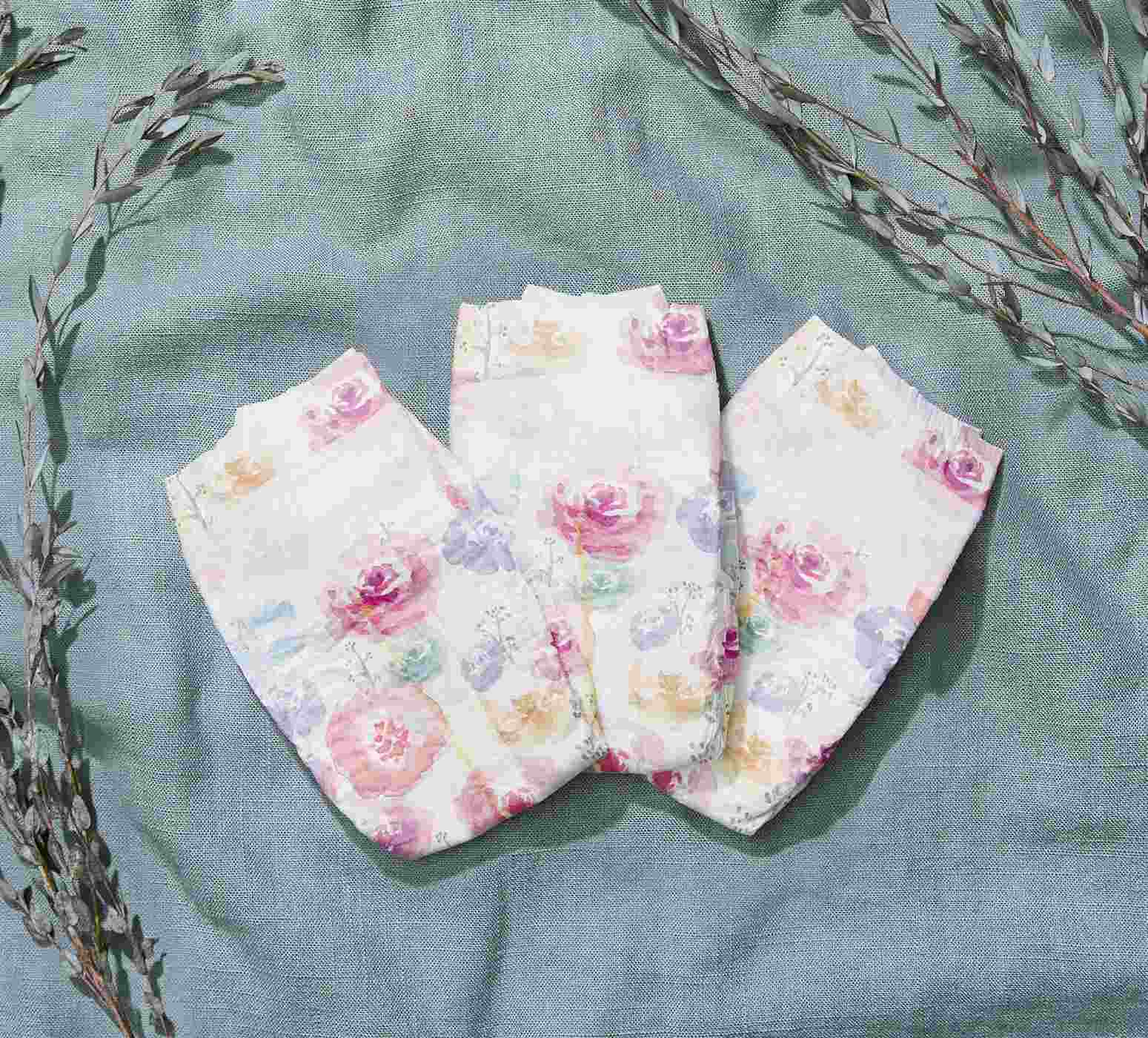 The Honest Company Clean Conscious Diapers - Newborn, Rose Blossom ...