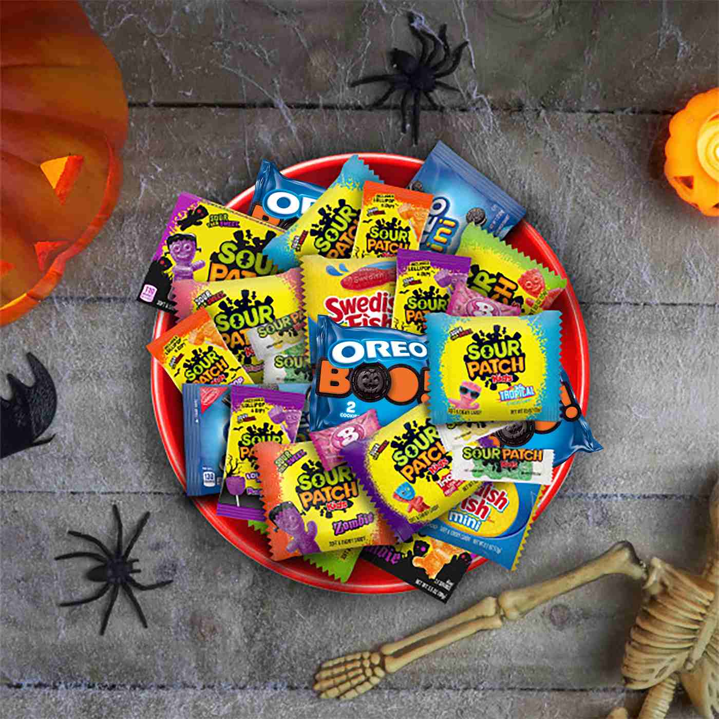 Sour Patch Kids BIG Individually Wrapped Soft & Chewy Halloween Candy ...