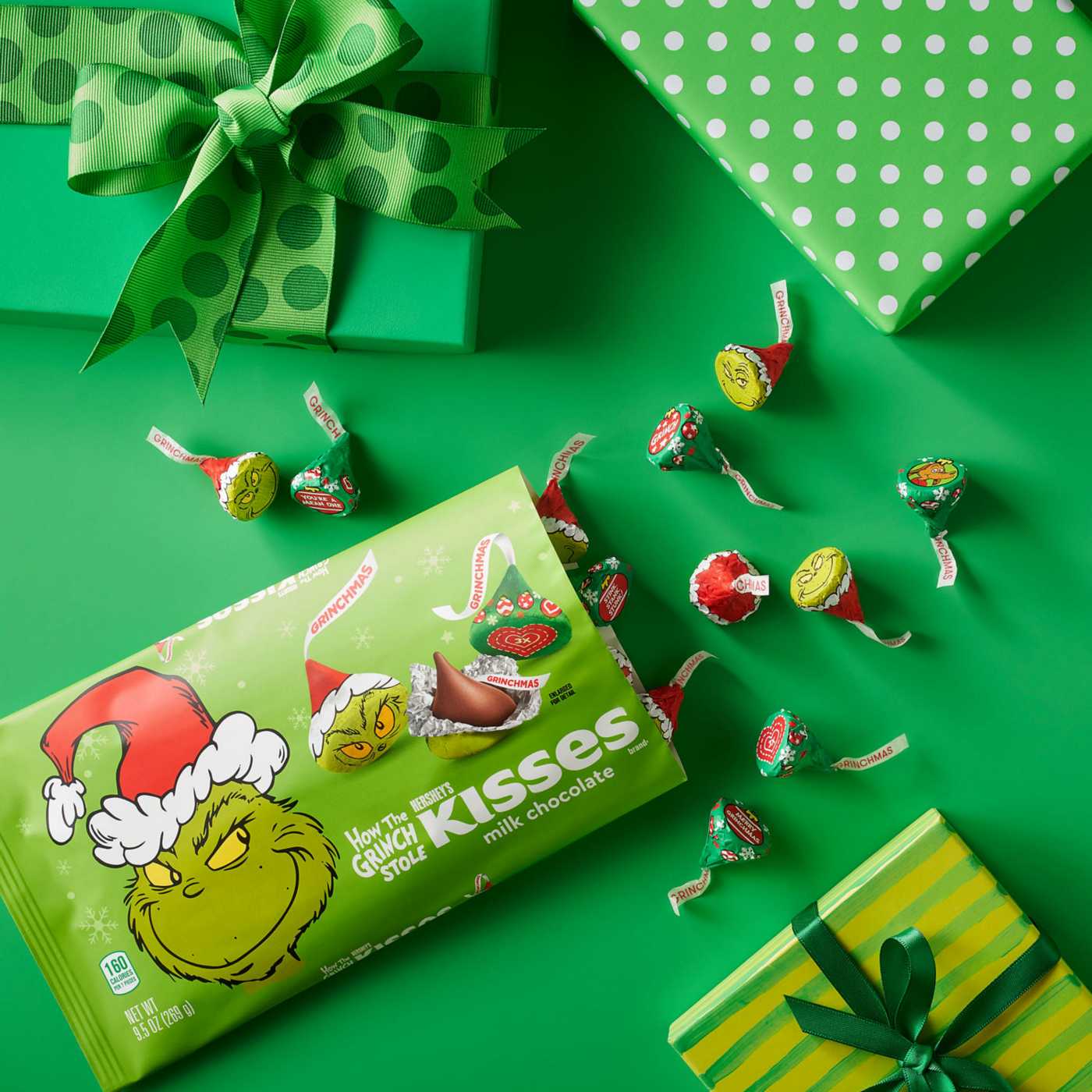 Hershey's Kisses Grinch Milk Chocolate Christmas Candy - Shop Candy at ...