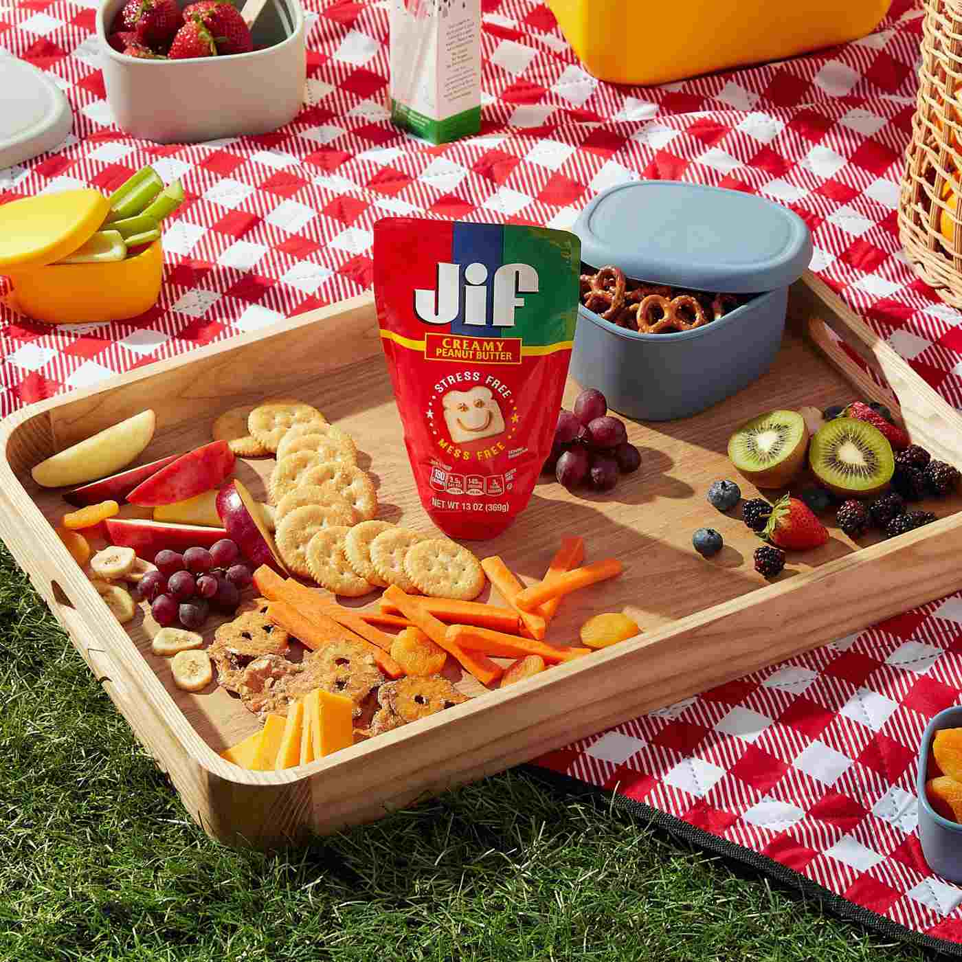 Jif Squeeze Creamy Peanut Butter - Shop Peanut butter at H-E-B