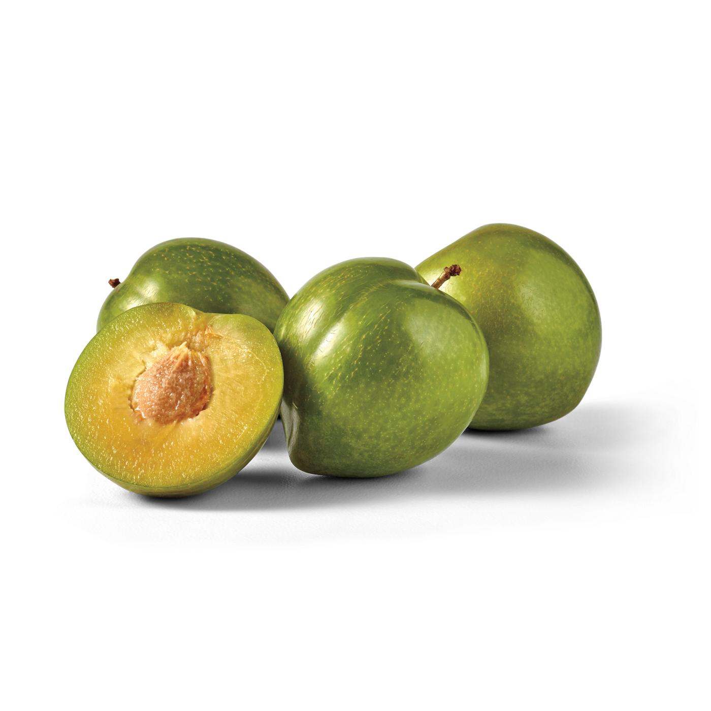 H-E-B Fresh Premium Sugar Star Plumcots - Shop Peaches, plums ...