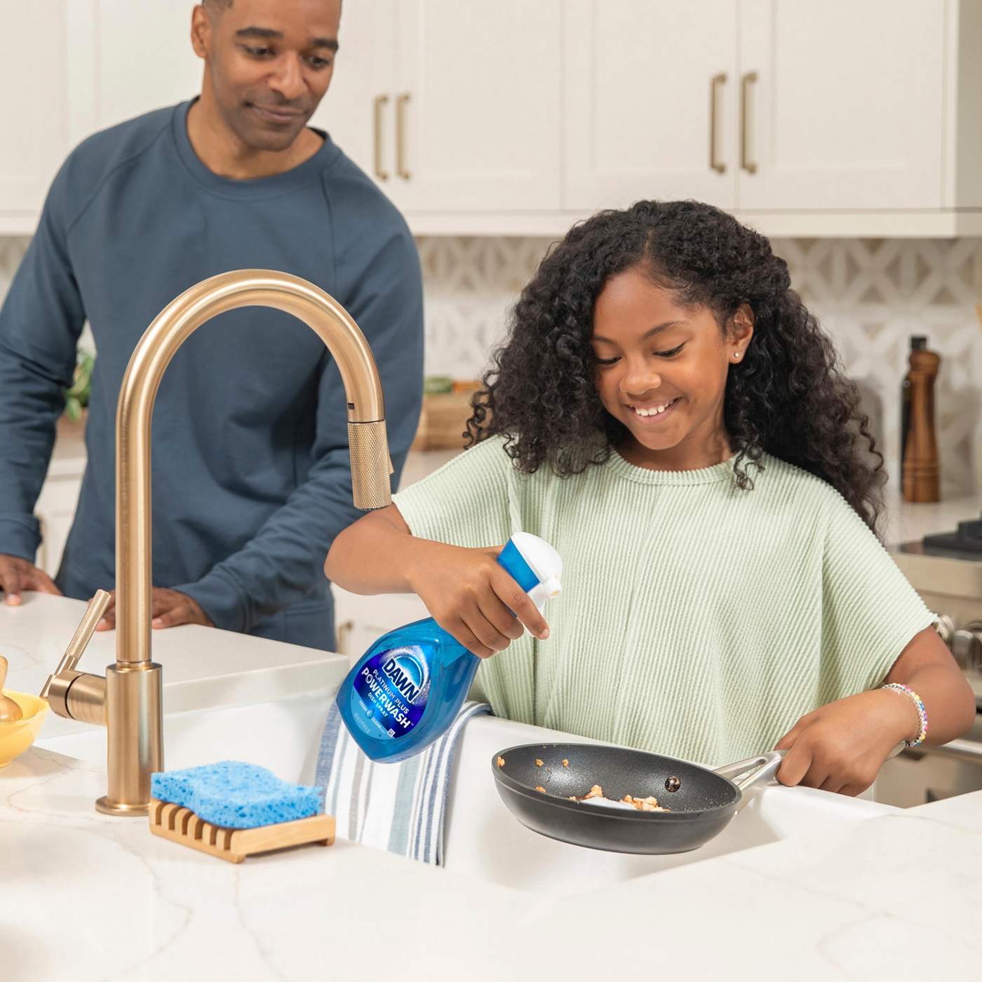 Dawn Platinum Powerwash Free & Clear Dish Spray - Shop Dish soap ...