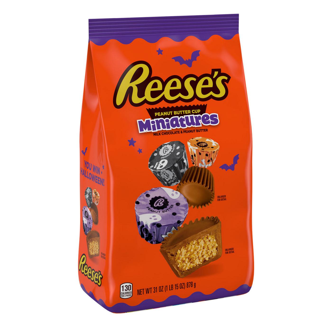 Reese's Miniatures Milk Chocolate Peanut Butter Halloween Cups - Shop ... Reese's Miniatures Milk Chocolate Peanut Butter Halloween Cups - Shop ...