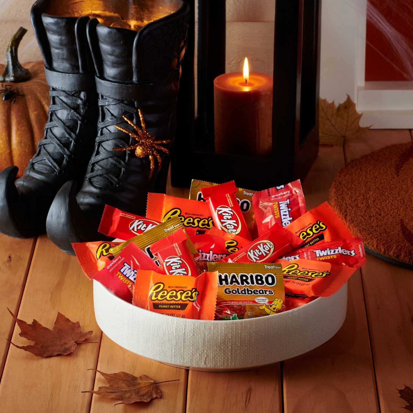 Reese's, Kit Kat, Twizzlers, & Haribo Assorted Snack Size Halloween ...