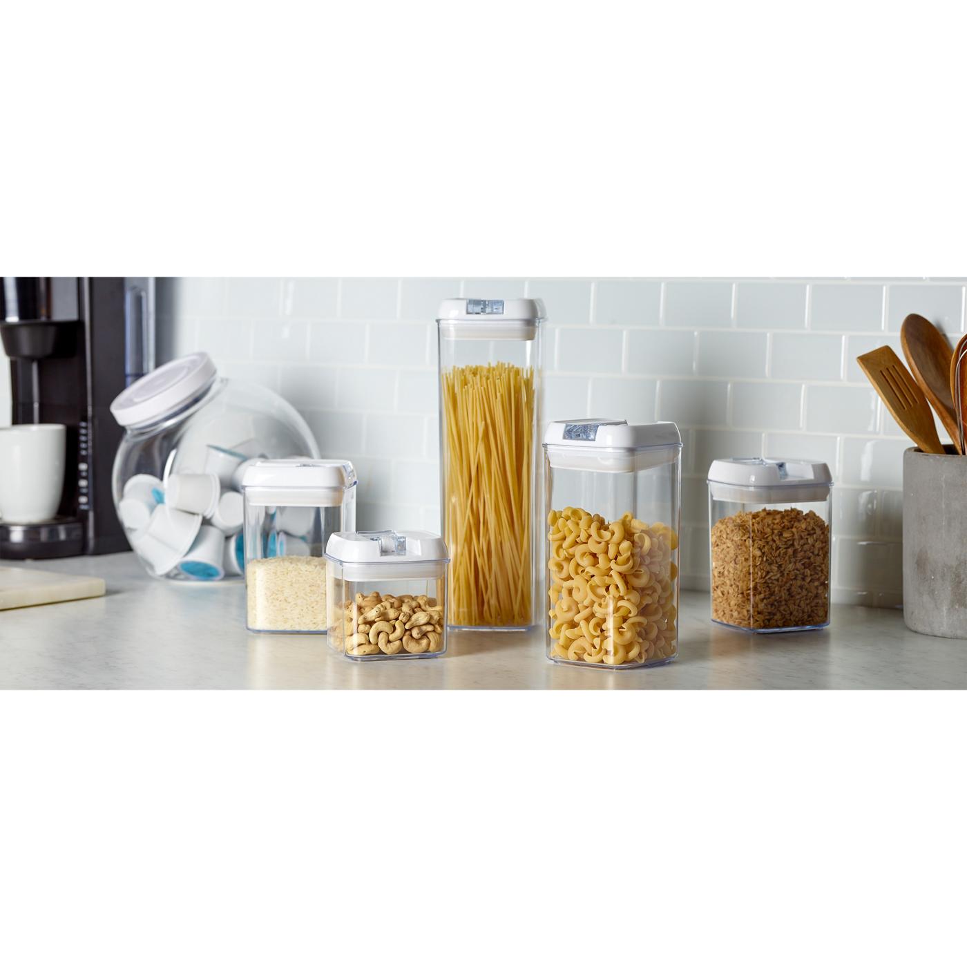 Destination Holiday BPA Free Plastic Container Set - Shop Food storage ...