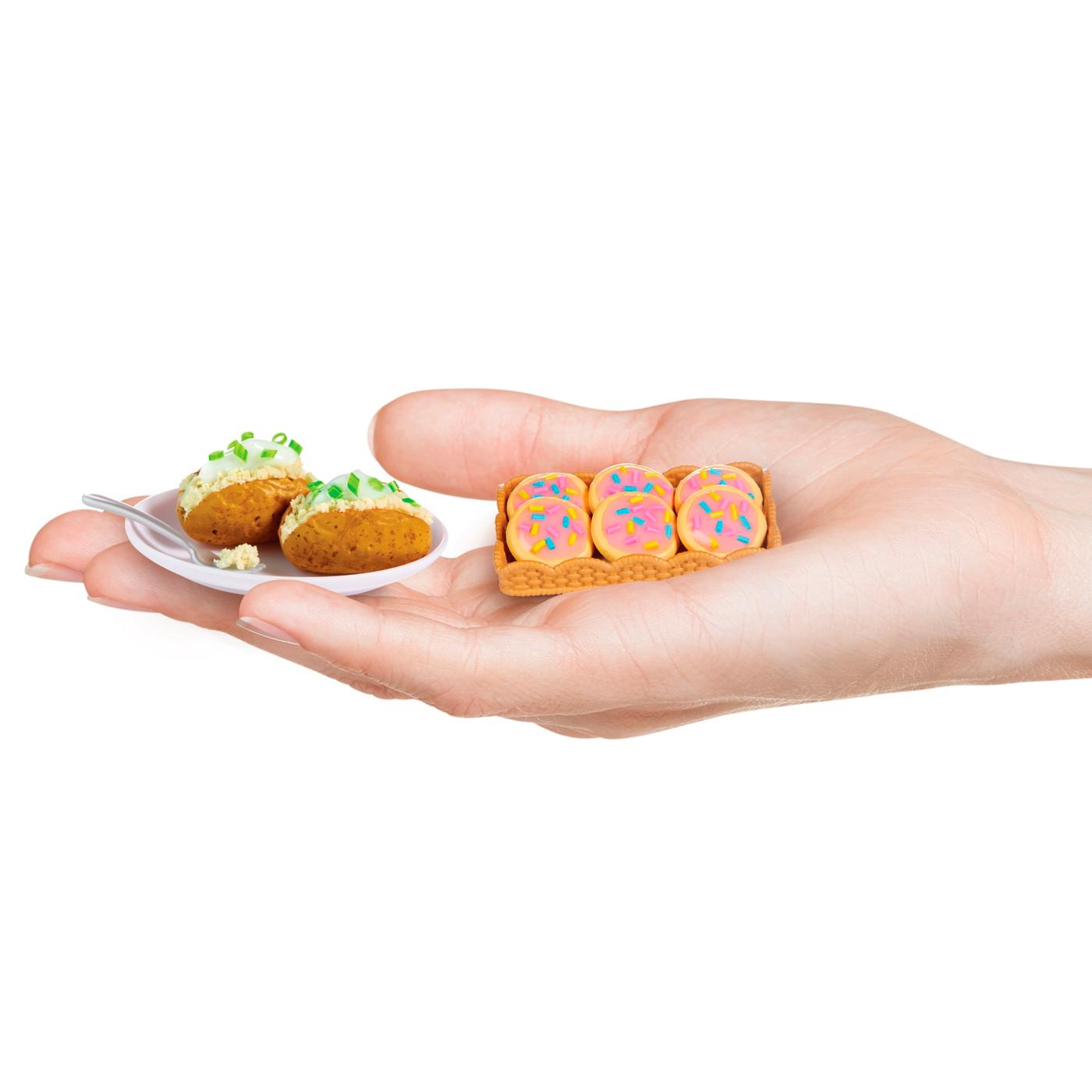 Miniverse Make It Mini Food Surprise Capsule - Cafe Series - Shop ...