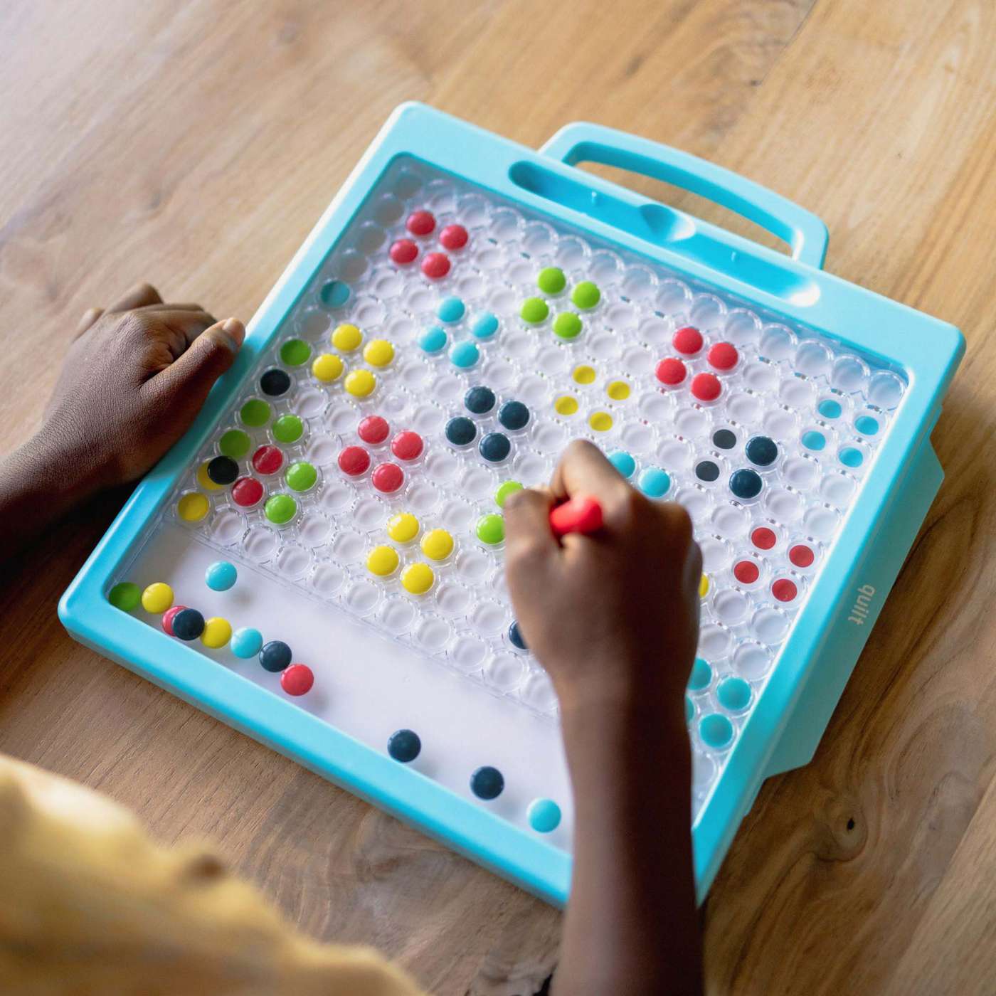 Chuckle & Roar Magnetic Dot Art Kit - Shop Kits at H-E-B
