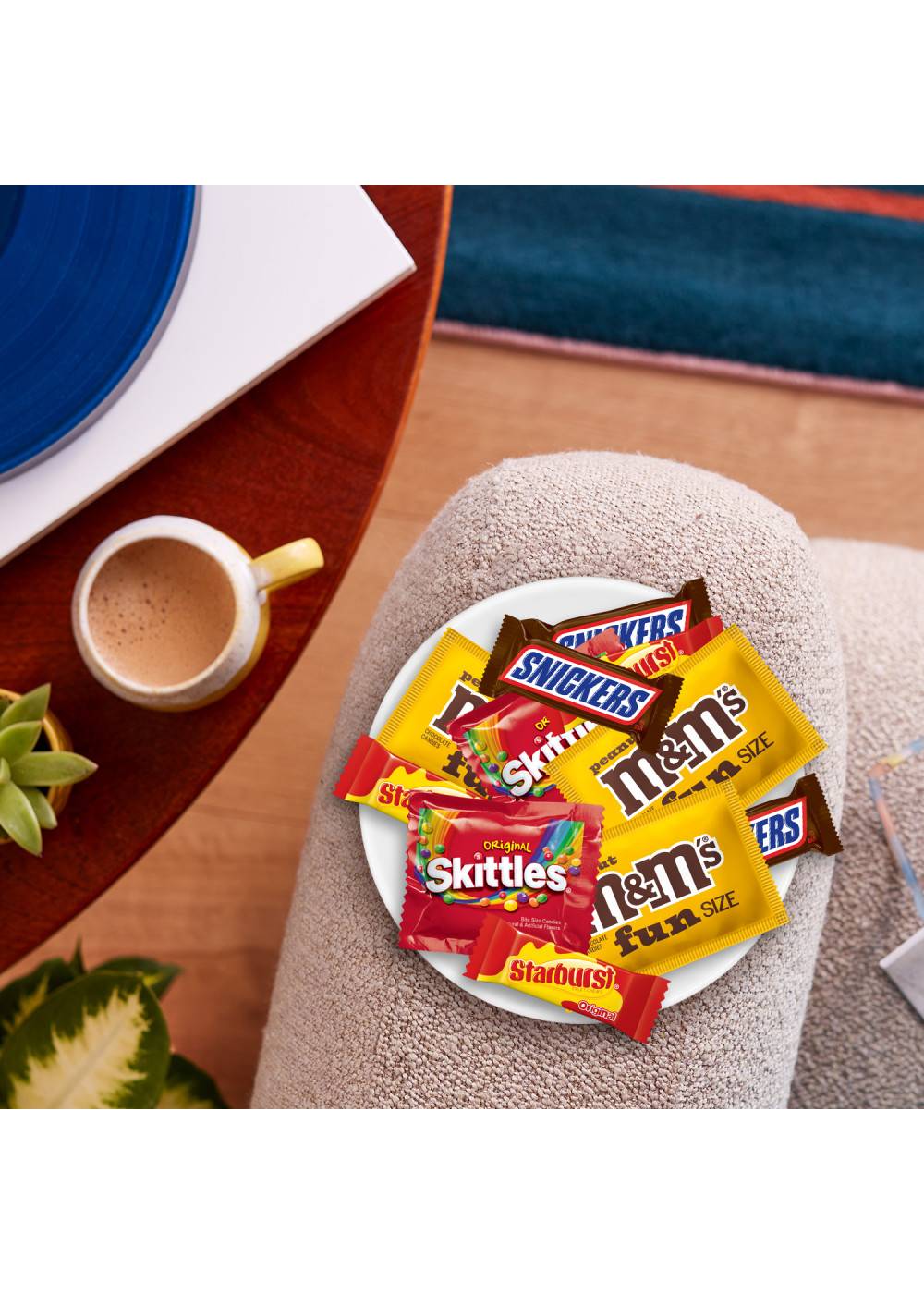 M&M'S, Snickers, Skittles, & Starburst Assorted Fun Size Candy - Party ...