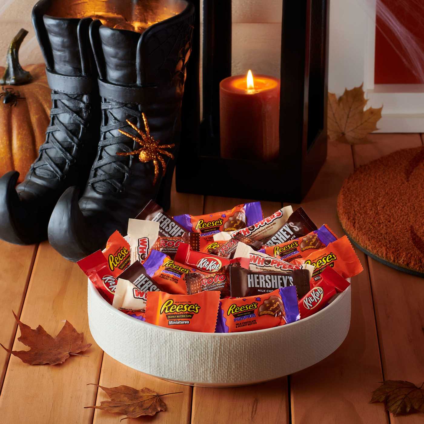 Hershey's, Reese's, Kit Kat, Rolo, & Whoppers Assorted Halloween Candy ...