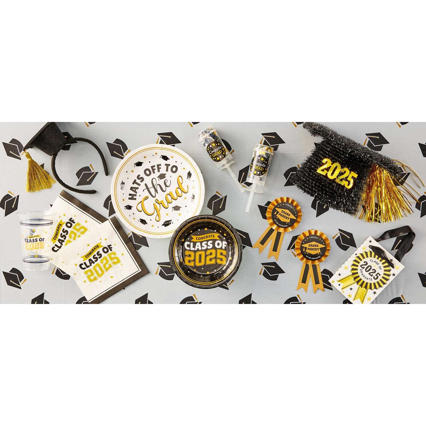 Destination Holiday Graduate Proud Family Ribbon Kit - Shop Seasonal ...