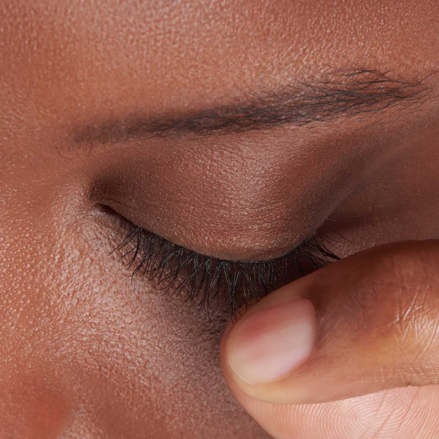 KISS 5 Day Stay Strip Waterproof Lash Adhesive - Clear - Shop False ...