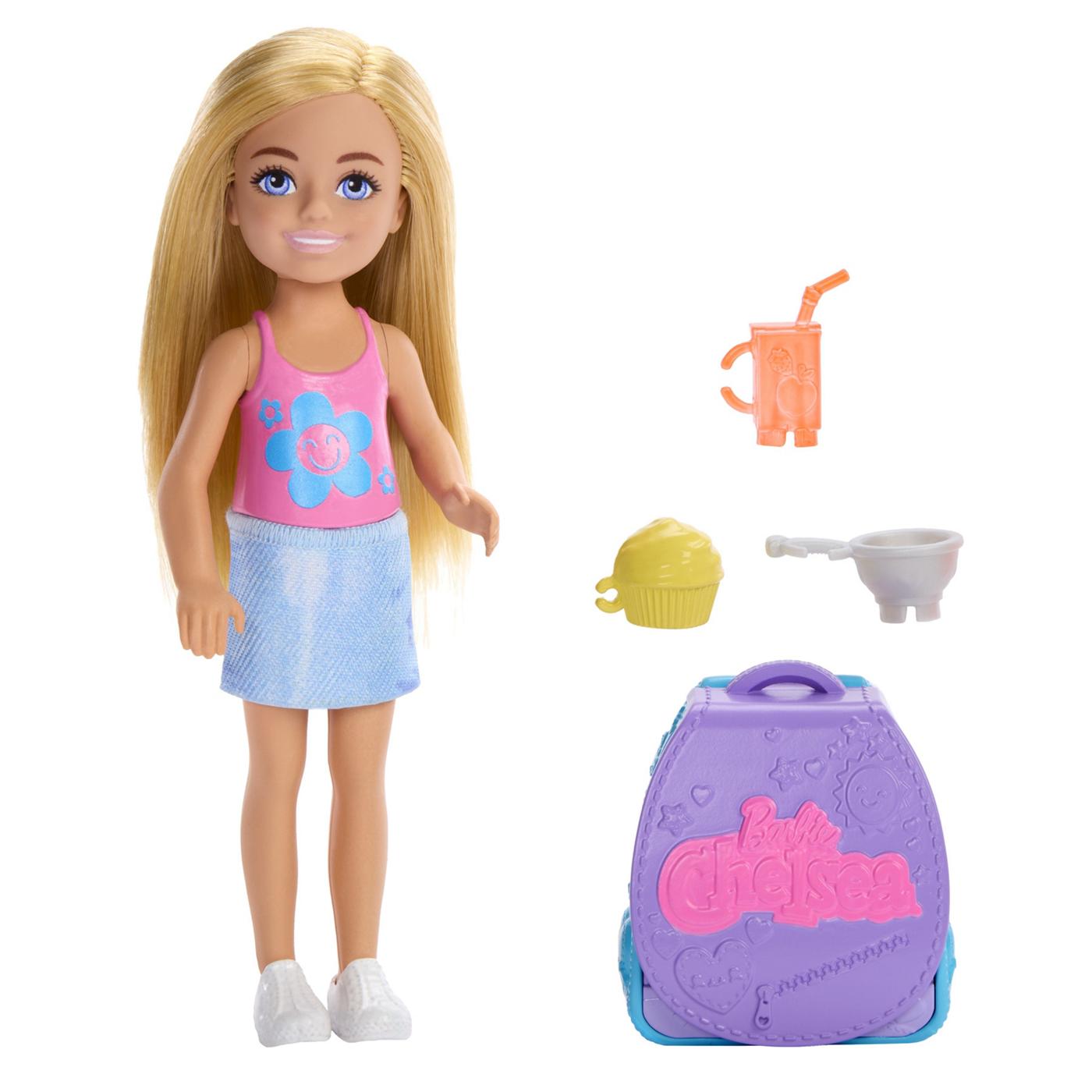 Barbie Family & Friends Chelsea's Cupcake Baking Backpack - Shop Action ...