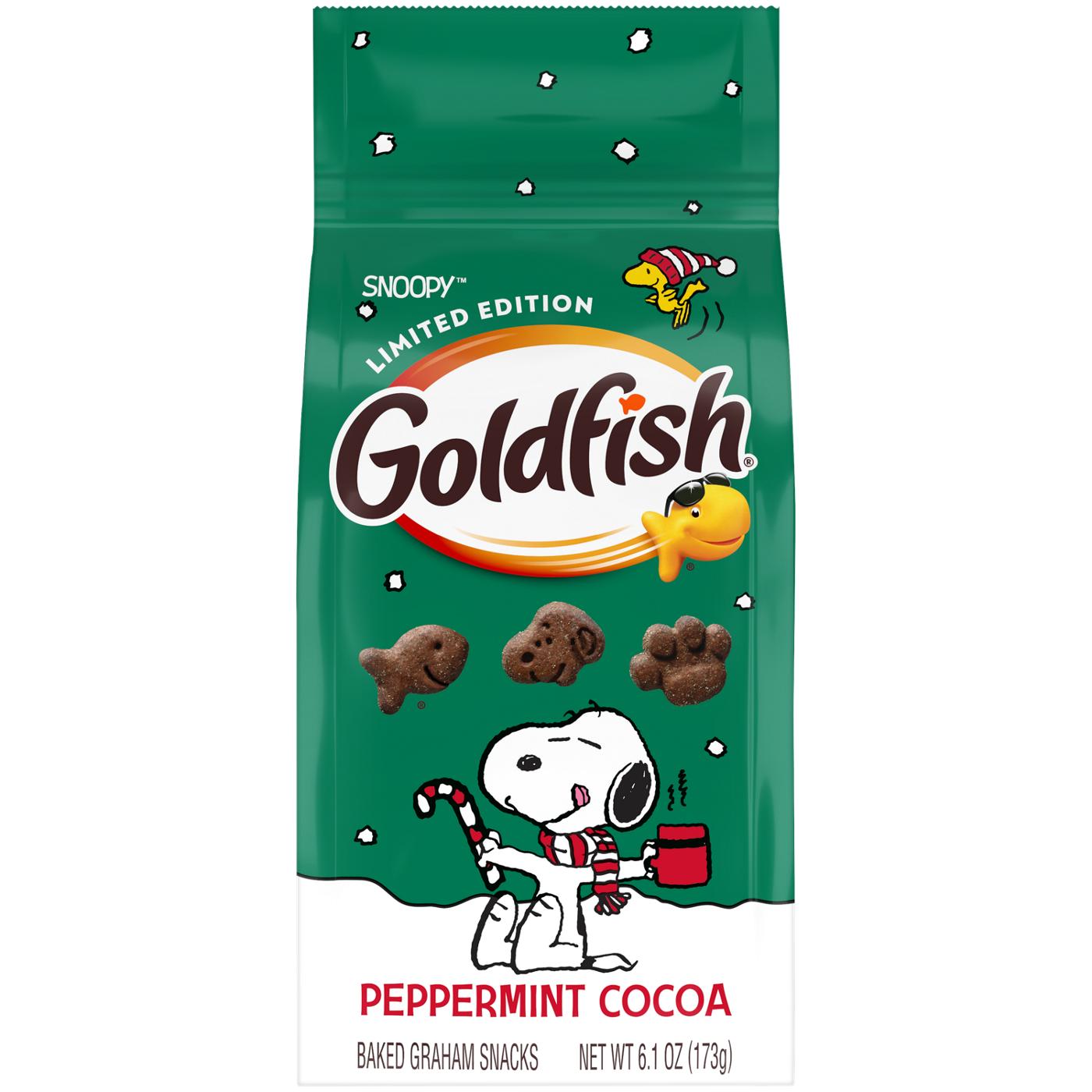 Goldfish Limited Edition Snoopy Baked Graham Snacks - Peppermint Cocoa ...